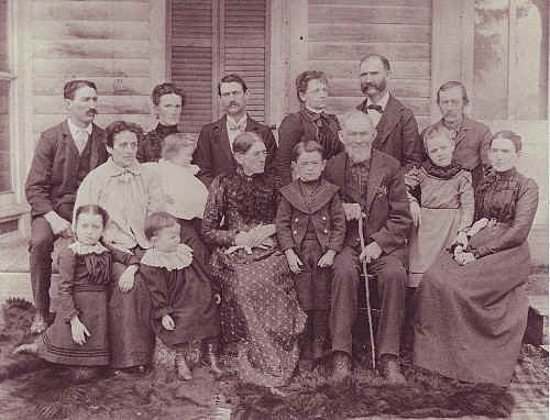 Arnold Family History – Keeper of the Family